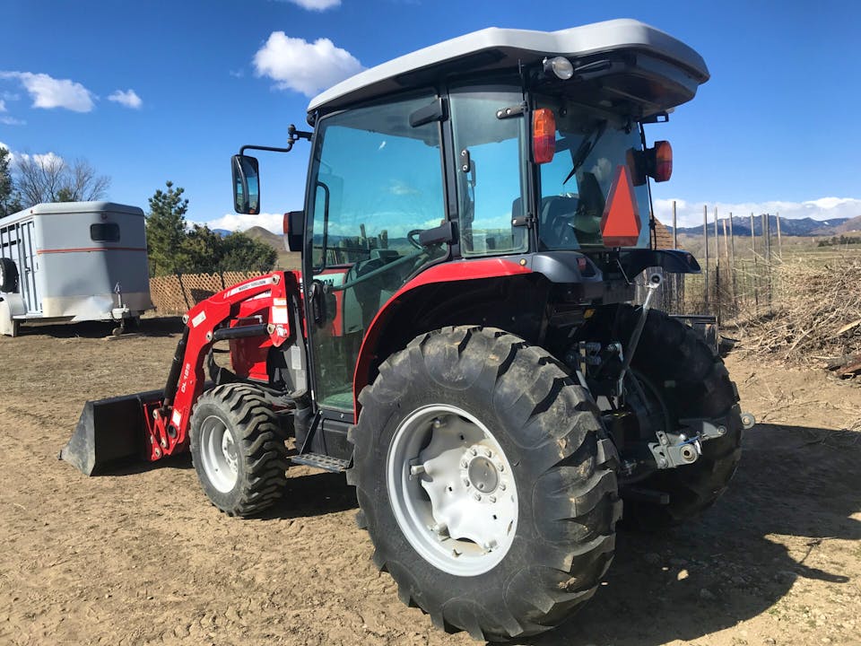 Massey Ferguson 1742 Tractor – Agri Bicerhan Solutions